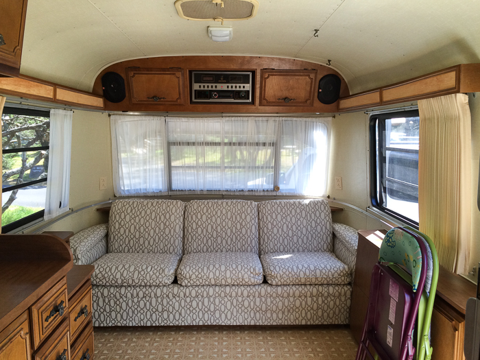 1984 Avion 30R partially updated – Life in Color Photo